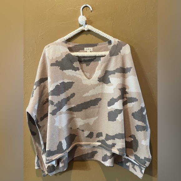 POL | Sweaters | Pol Brand Sweater In Light Tandarker Tan And Olive ...